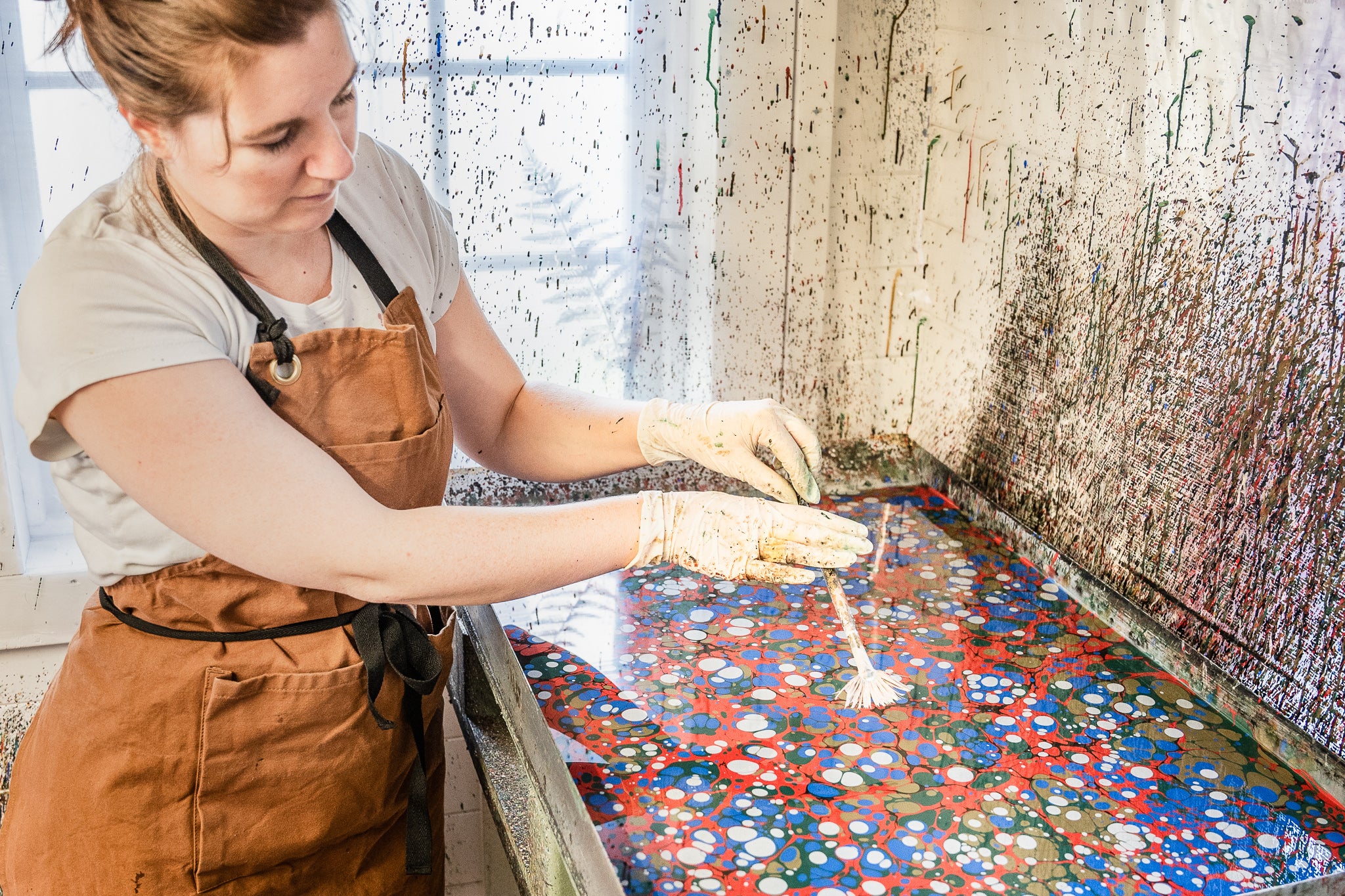 Jemma Lewis – The Mesmerising World of Marbling – Makers Cabinet